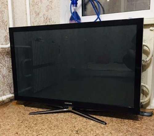 Плазменный телевизор/Samsung PS50C490B3W\50 дюймов
