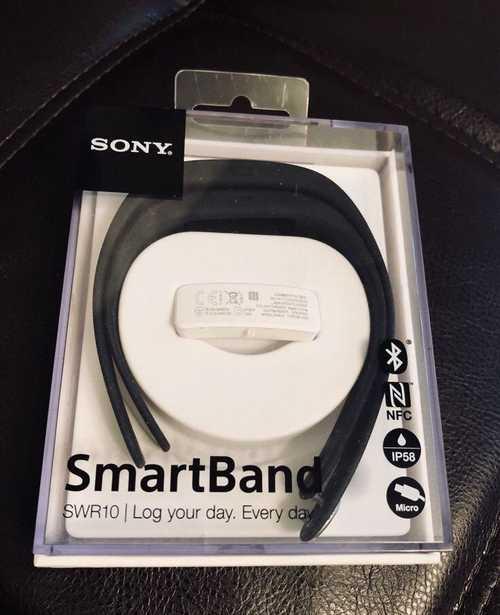Умный браслет Smartband Sony
