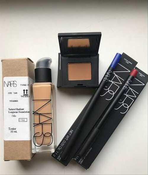 Тональный крем, тени для век nars