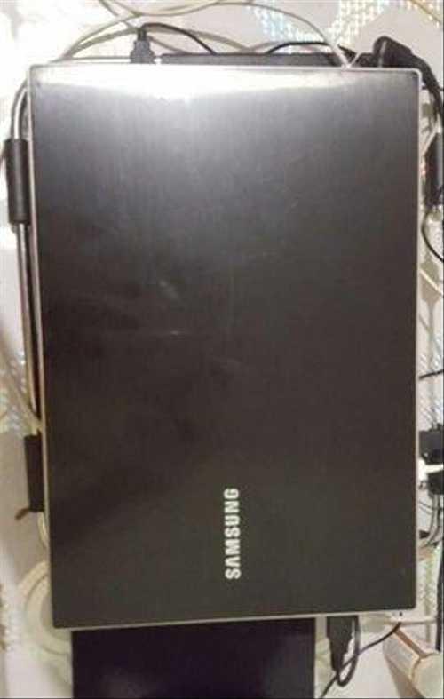 Samsung np300v4a