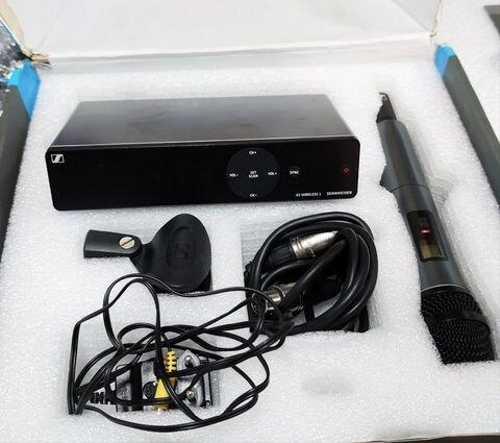 Радиосистема Sennheiser XSW 1-835-A