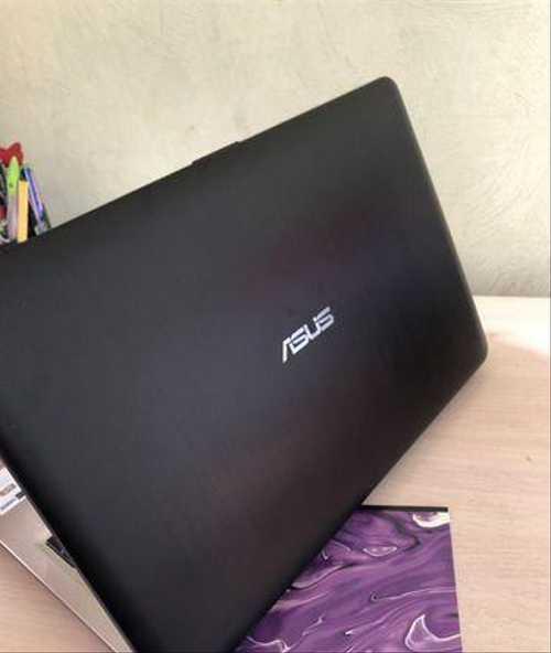 Asus vivobook R540U