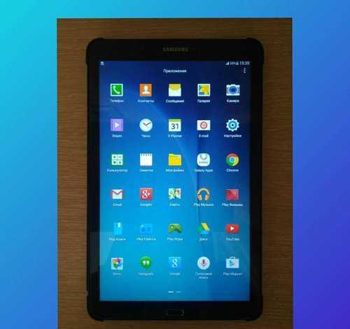 Планшет Samsung Galaxy Tab E 9.6 SM-T561N