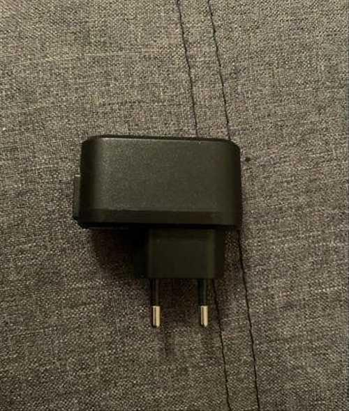 USB зарядник сетевой
