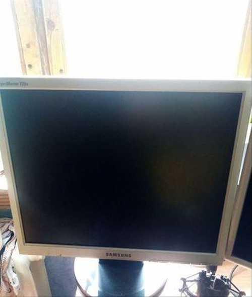 Монитор Samsung SyncMaster 720N 17"