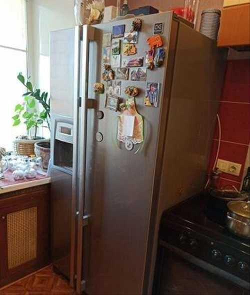 Холодильник двухдверный Daewoo