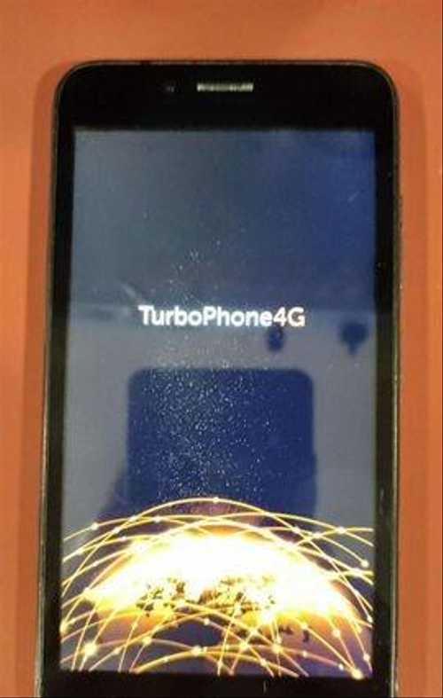 Смартфон Мотив TurboPhone 4G
