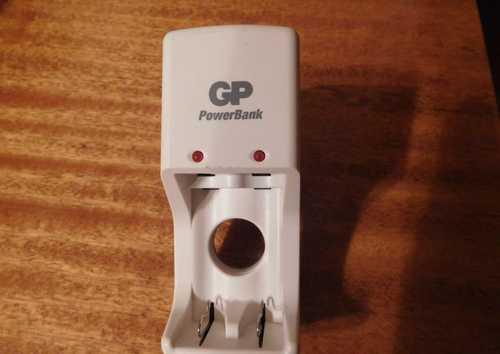 Зарядное устройство GP PowerBank