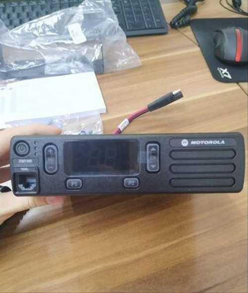 Радиостанция Motorolla DM1400 Новая