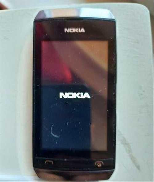Телефон "Nokia Asha 305"