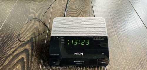 Радиочасы Philips AJ3226