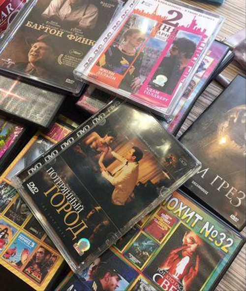 DVD- диски и видеокассеты. Коллекция более 200