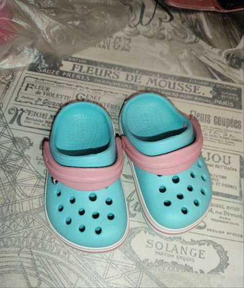 Сандалии Crocs, сабо