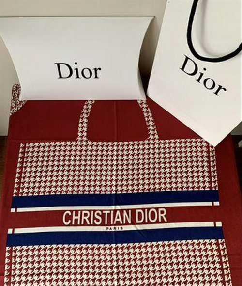 Новый шёлковый платок Christian Dior