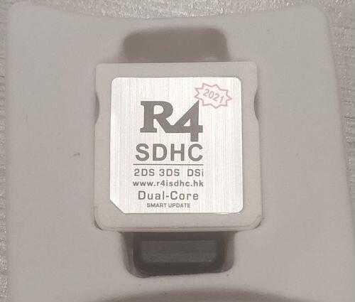 Nintendo DS - Картридж R4
