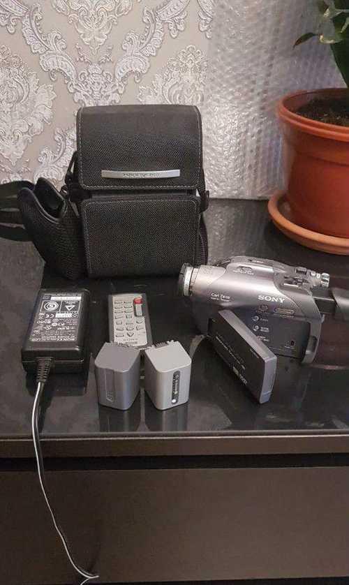 Sony DCR-DVD305E видеокамера