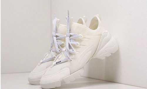 Dior D-Connect White