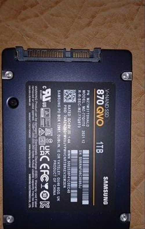 SSD Samsung 1TB 870QVO