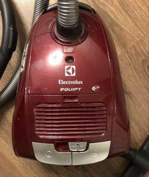 Пылесос Electrolux Equipt 1800W