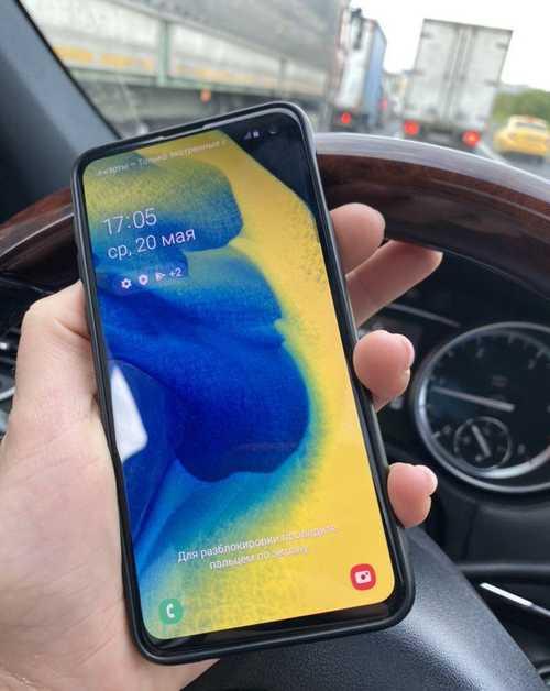 Смартфон SAMSUNG Galaxy S10e 6/128GB