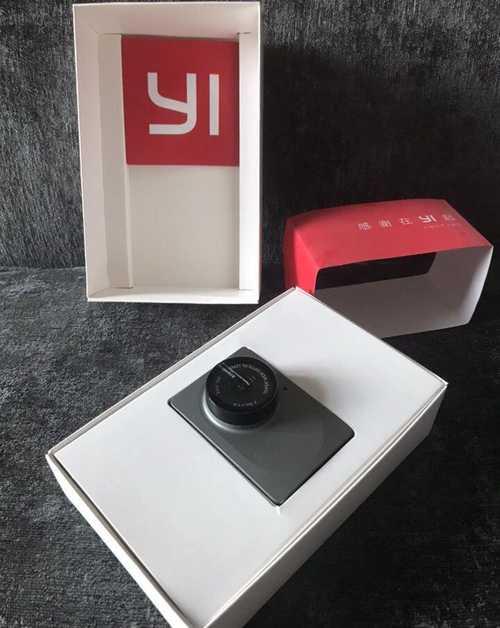 Видеорегистратор xiaomi yi smart dash camera