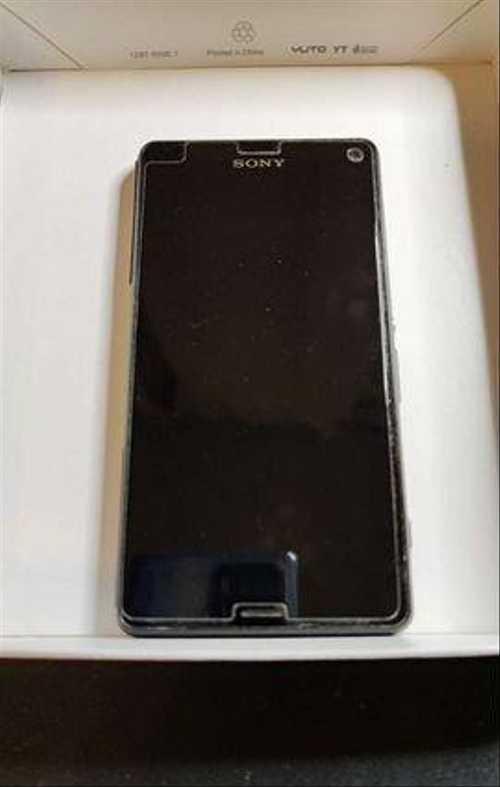 Телефон Sony Xperia z3