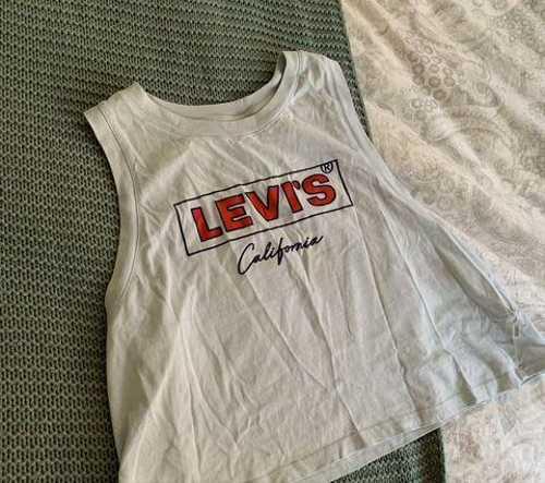 Топ levis