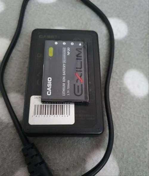 Зарядка и аккумулятор для фотоаппарата Casio