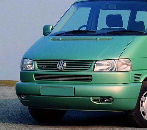 Бампер передний в цвет Volkswagen Transporter T4