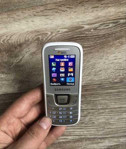 Samsung E1282T White