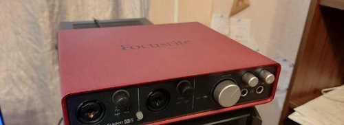 Звуковая карта Focusrite Scarlett 6i6