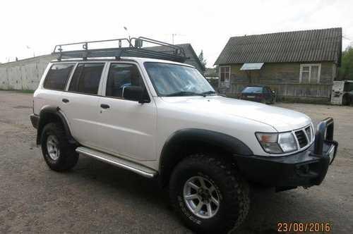 Nissan Patrol, 1998