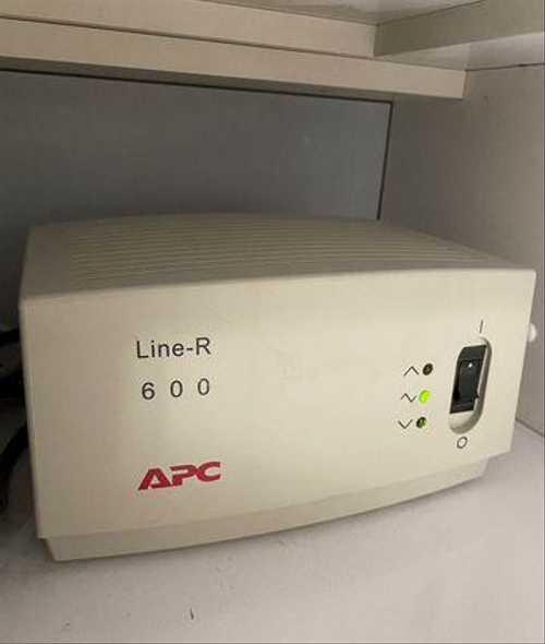 Стабилизатор напряжения APC Line-R 600VA