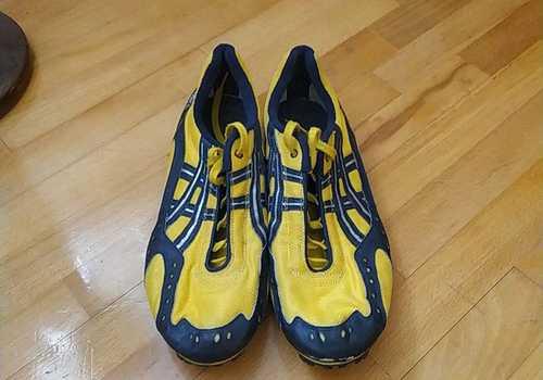 Шиповки asics беговые 46.5