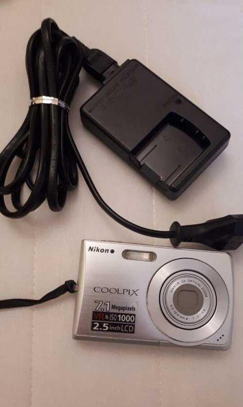 Компактный фотоаппарат Nikon coolpix s200