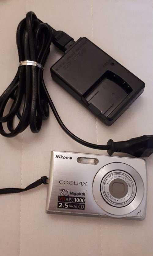 Компактный фотоаппарат Nikon coolpix s200