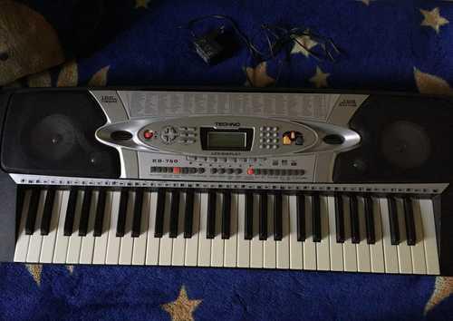 Синтезатор Techno KB- 760