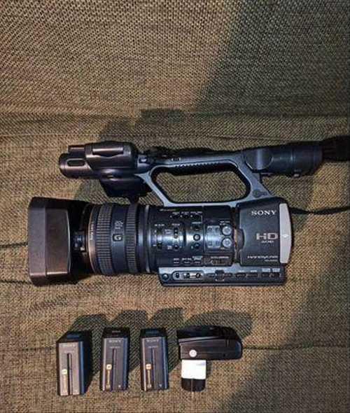 Видеокамера Sony handycam HDR-AX2000