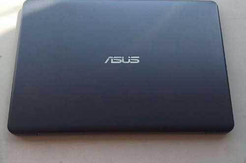 Ноутбук Asus E406S 13.3"