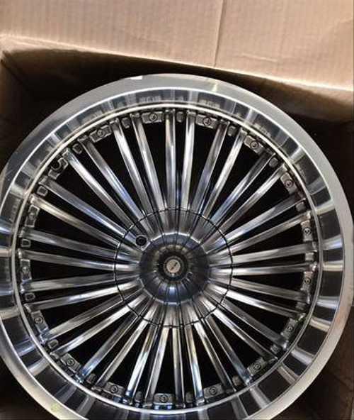 Литые диски R20*9,0 5*130 et 30 ch 71,5 серебро