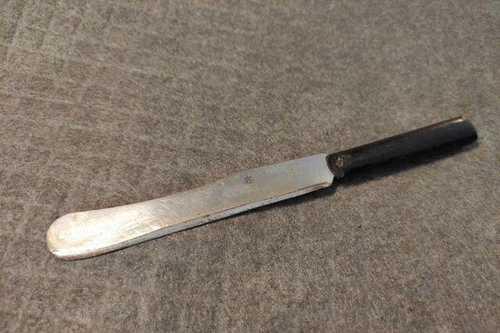 Старинный столовый нож с эмблемой лмз