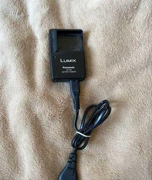 Зарядка для аккумулятора Lumix Panasonic DE-A66