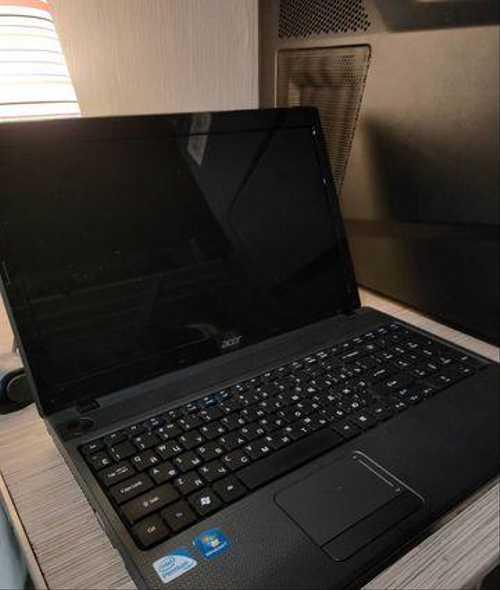 Acer Aspire 5733