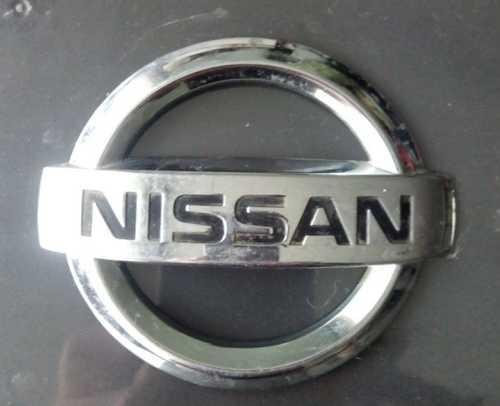 "Nissan" шильдик -знак