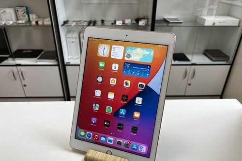Отличный iPad 6 WiFi 32gb Ростест (1205)