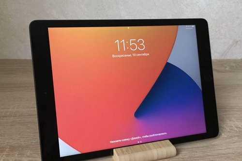 Apple iPad 8th Gen 2020 Wi-Fi, 10.2", 32GB, серый