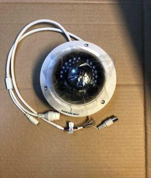 Hikvision DS-2CD2742FWD-IS 2.8-12mm 4MP