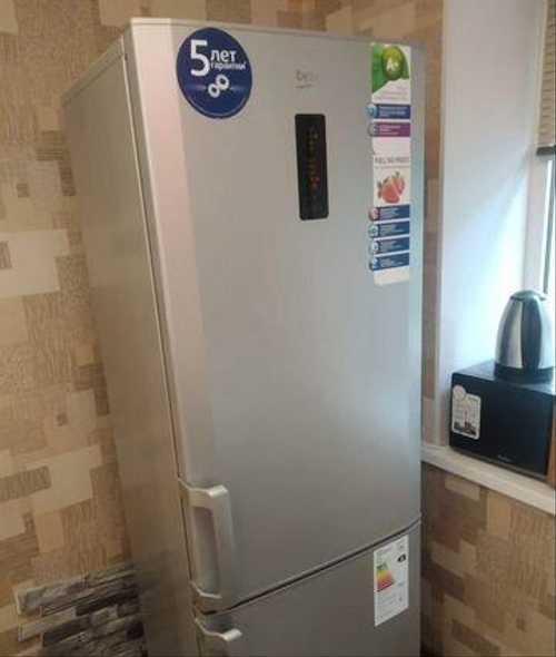 Холодильник Beko CN 332220