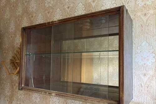Шкафчик со стеклом навесной СССР