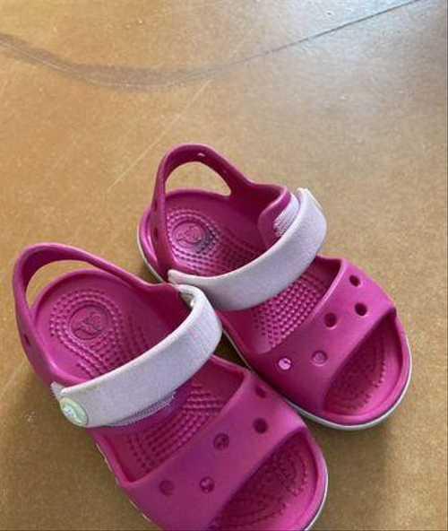 Сандали crocs c7